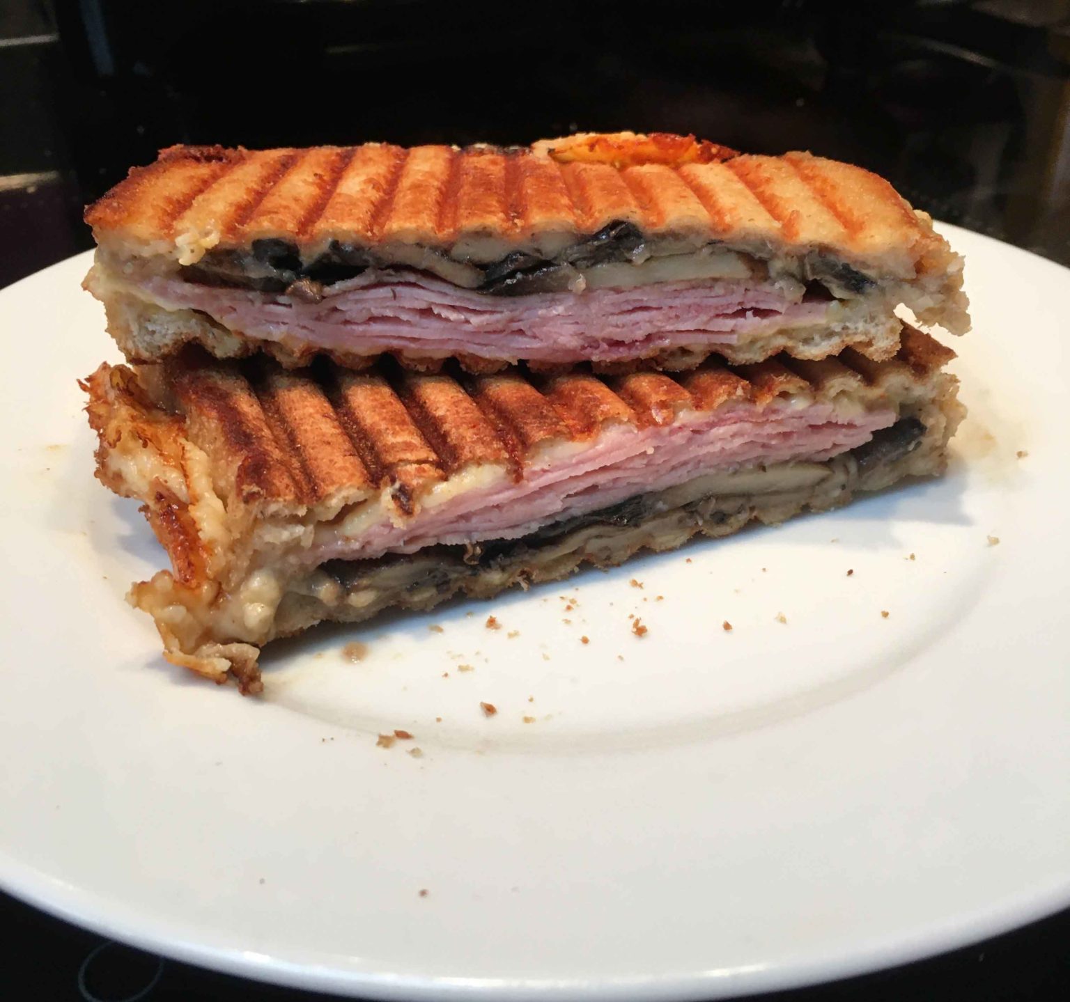 Ham, Cheese and Mushroom Toastie Recipe - Toastie Recipes